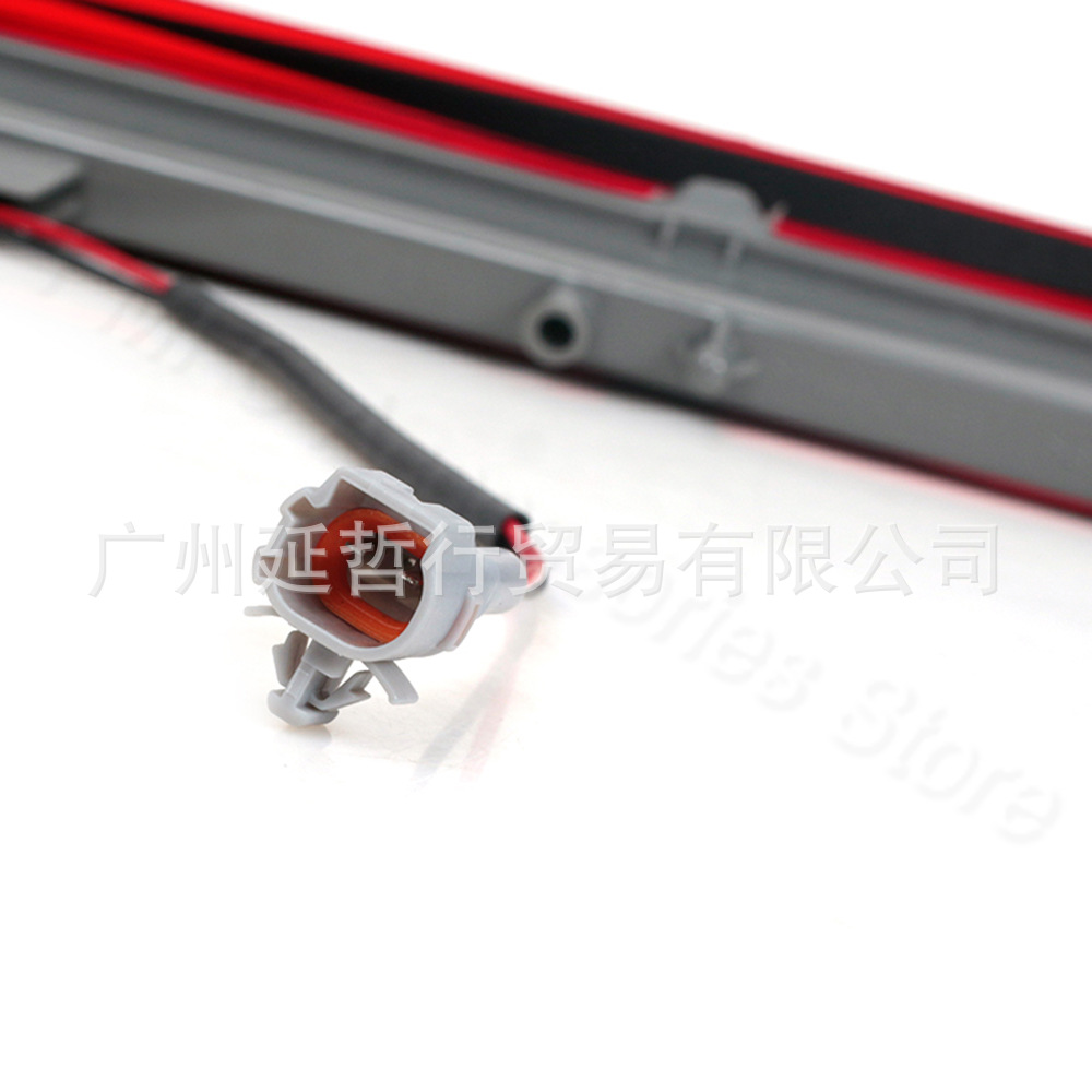 适用于丰田海拉克斯15-18款REVO后高位刹车灯HILUX尾门815700K100-阿里巴巴