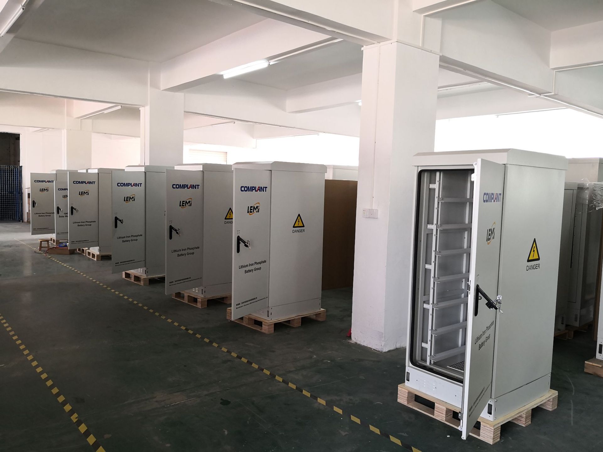 户外电池柜 东莞石排户外磷酸铁锂储能电池机柜生产厂家-阿里巴巴