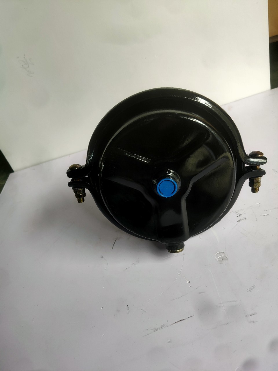 供应T30双孔L制动气室4231079000 刹车分泵 弹王制动气室-阿里巴巴