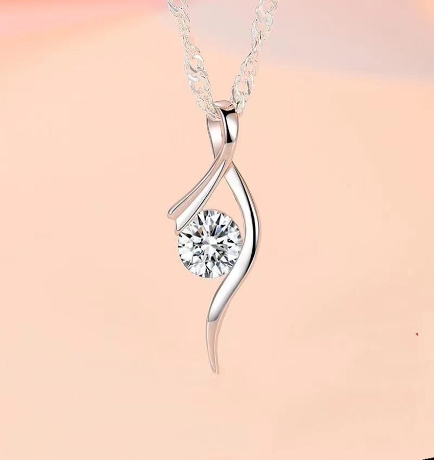 S925银项链女莫桑钻石项链吊坠女单钻女真钻正品专柜锁骨链结婚链-阿里巴巴