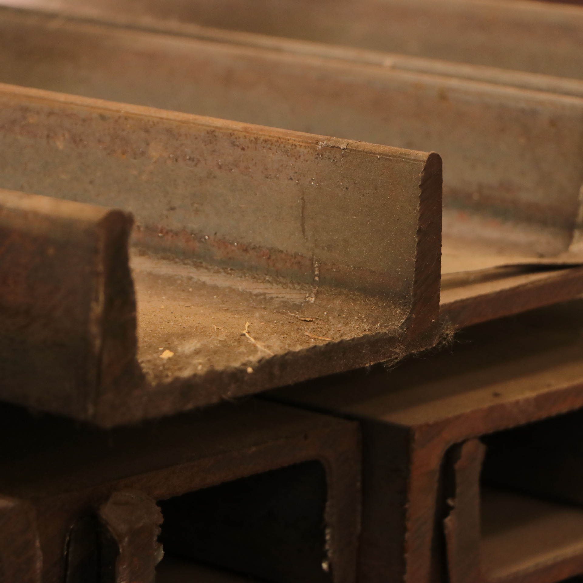 热轧槽钢Q235B厂房钢结构建筑幕墙支架U型槽12#10号槽钢切割加工-阿里巴巴