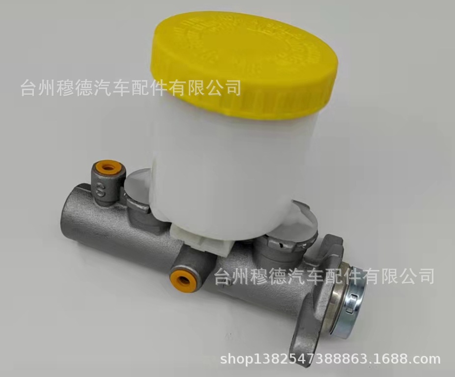 适用于日产 patrol刹车总泵 46010-25G00 尼桑刹车总泵离合器总泵-阿里巴巴