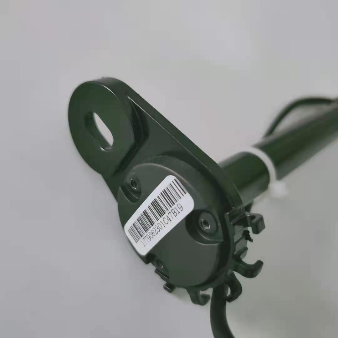 汽车配件 引擎盖铰链执行器阀盖 适用于奔驰A级W177 1779062301-阿里巴巴