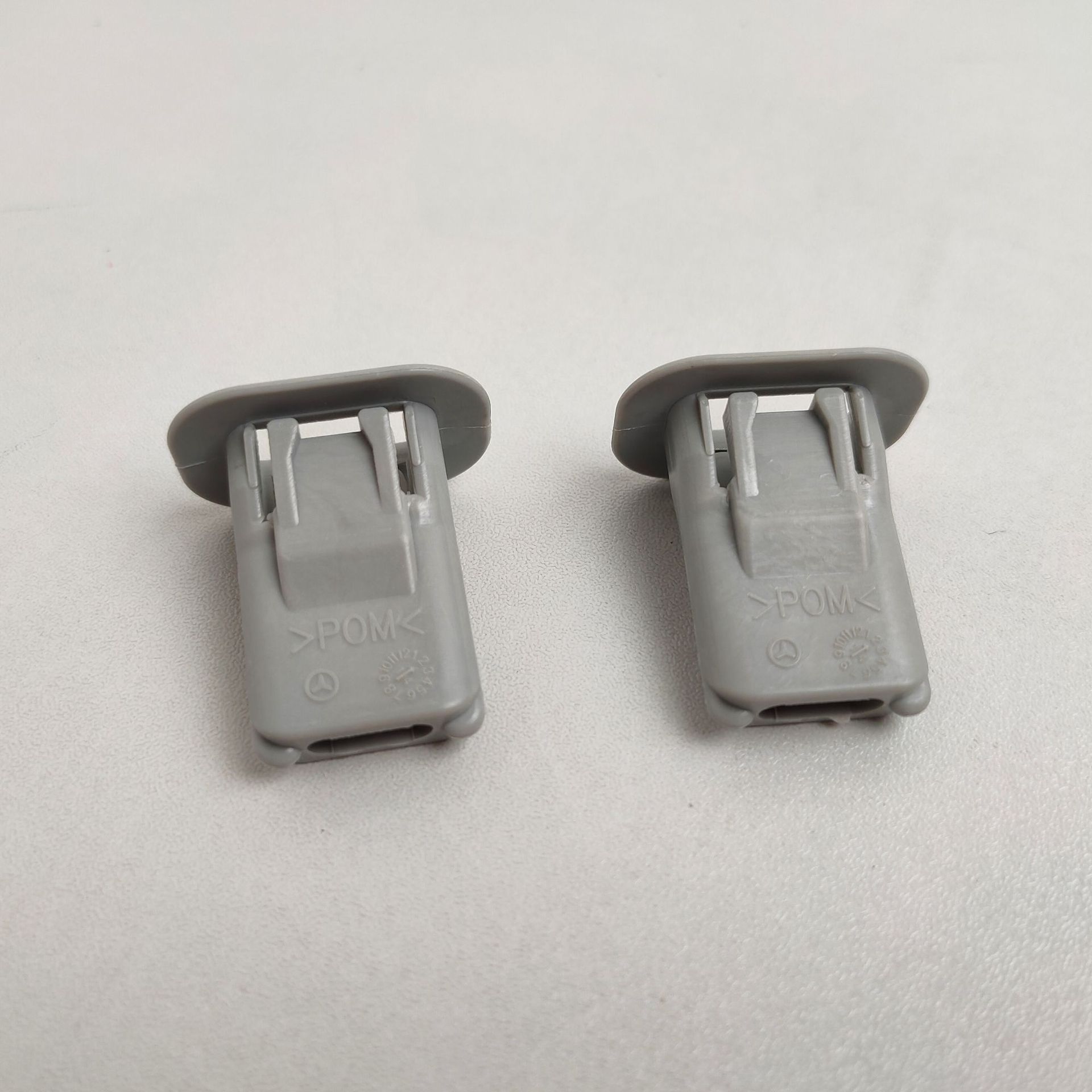 车后排座椅支架 靠垫托架 适用于奔驰C300 2049230214 固定夹-阿里巴巴