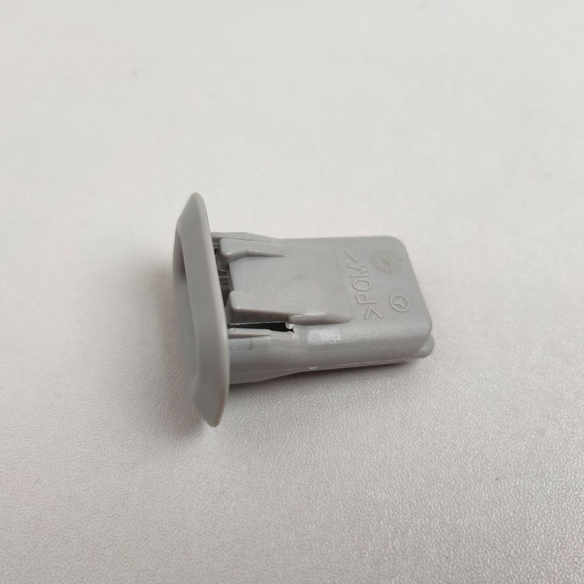 车后排座椅支架 靠垫托架 适用于奔驰C300 2049230214 固定夹-阿里巴巴