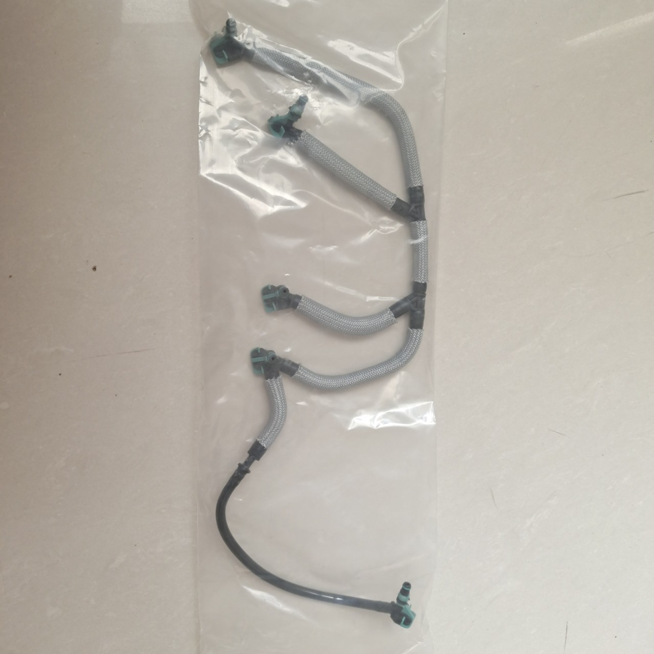 9674231880 汽车发动机回油管 适用于福特Ford 9844585580-阿里巴巴