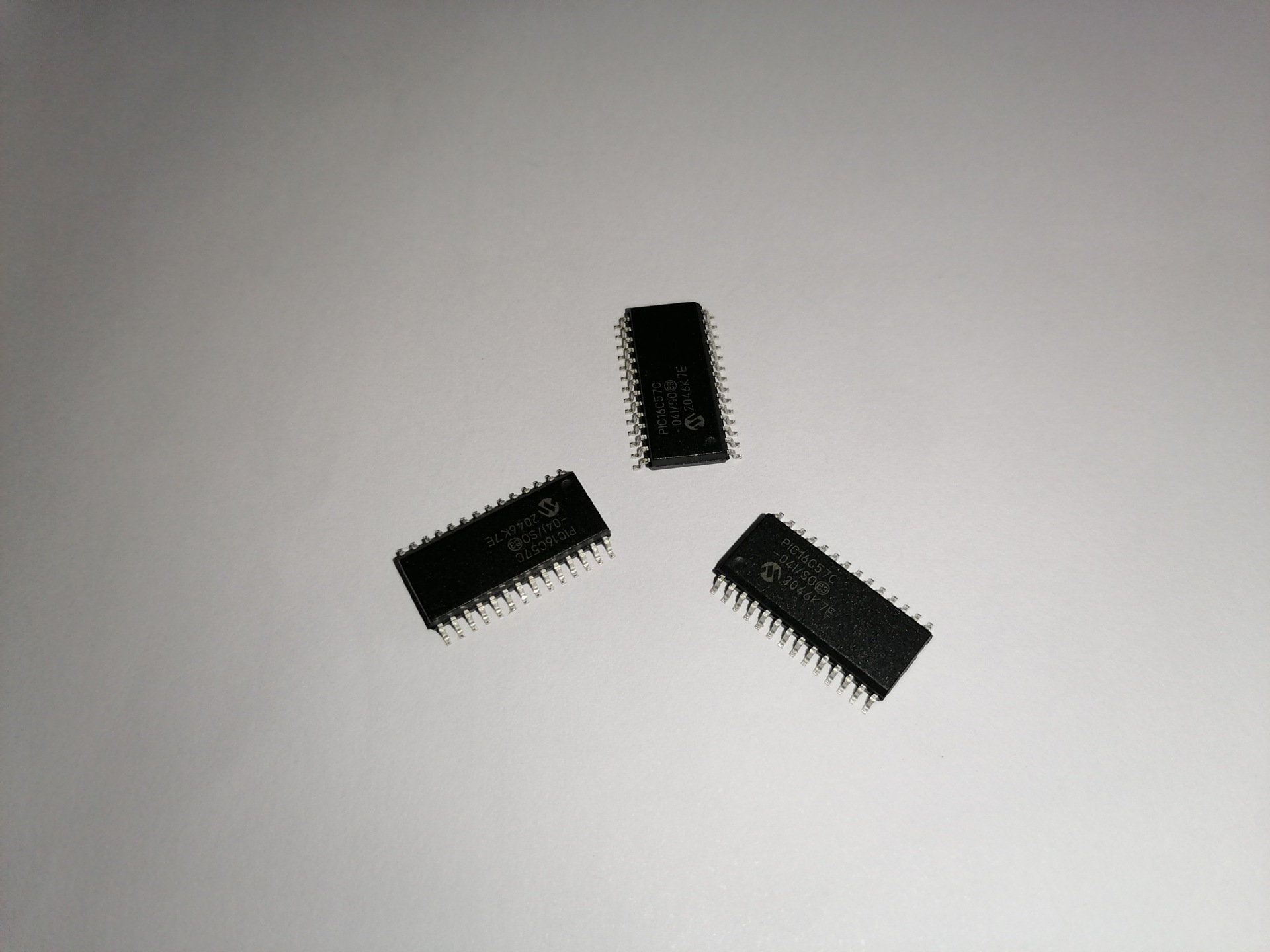全新原装正品 PIC16C57C-041/SO 贴片SOP-28 单片机芯片微控制器-阿里巴巴