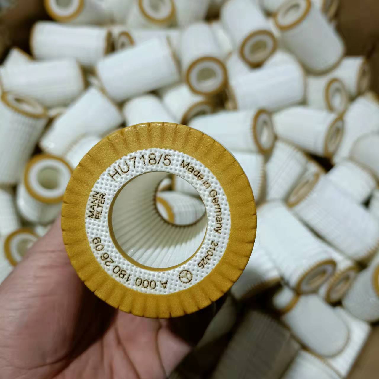 A0001802609 2209 2309 1121800009 0110 0510 机油滤清器 过滤器-阿里巴巴