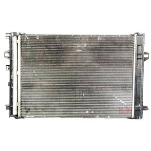 适用奔驰176 A180 A200 A260等汽车水箱冷凝器散热器 原装拆车件-阿里巴巴
