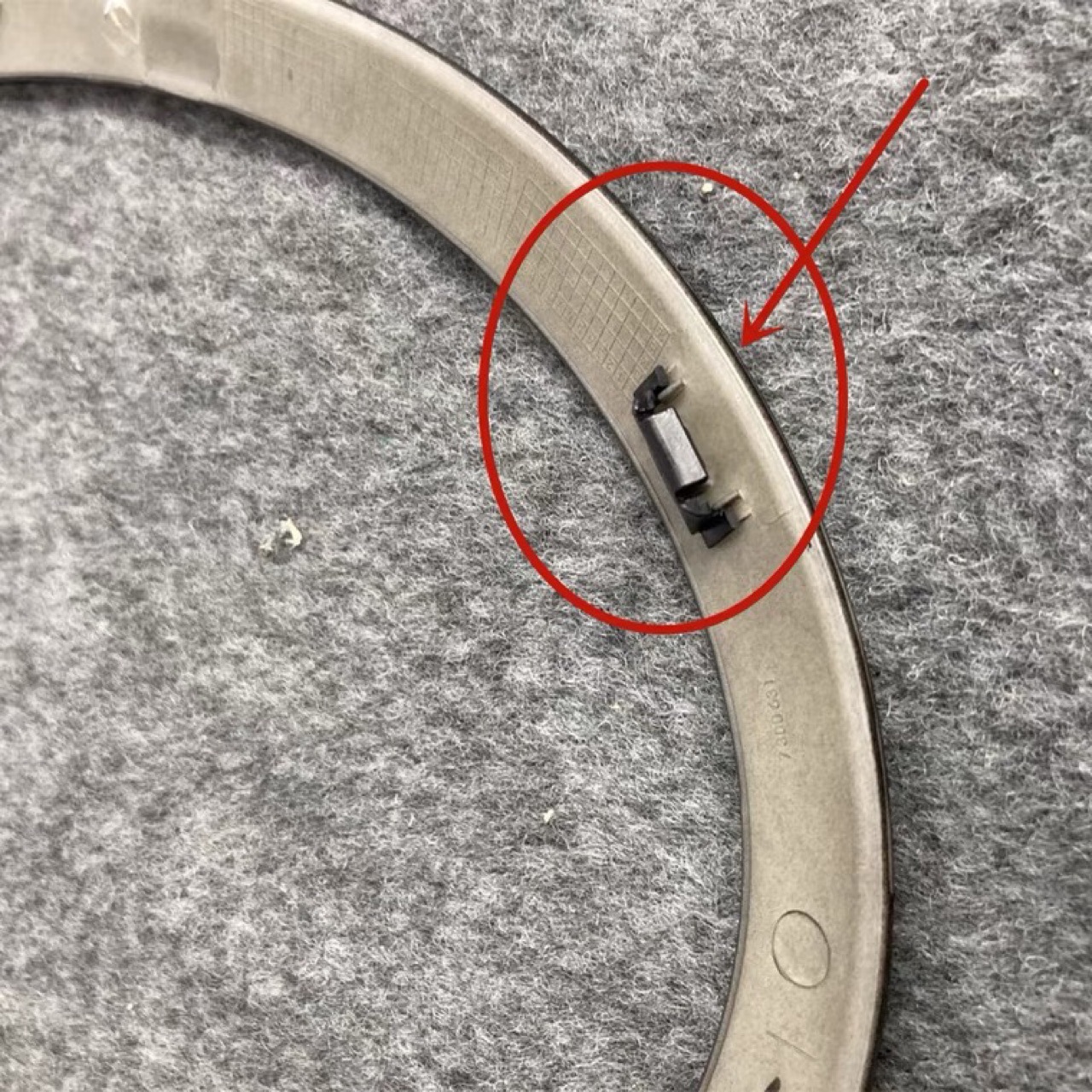 适用宝马迷你R55R56R60F55F56大灯电镀框亮卡子卡扣51132752145-阿里巴巴