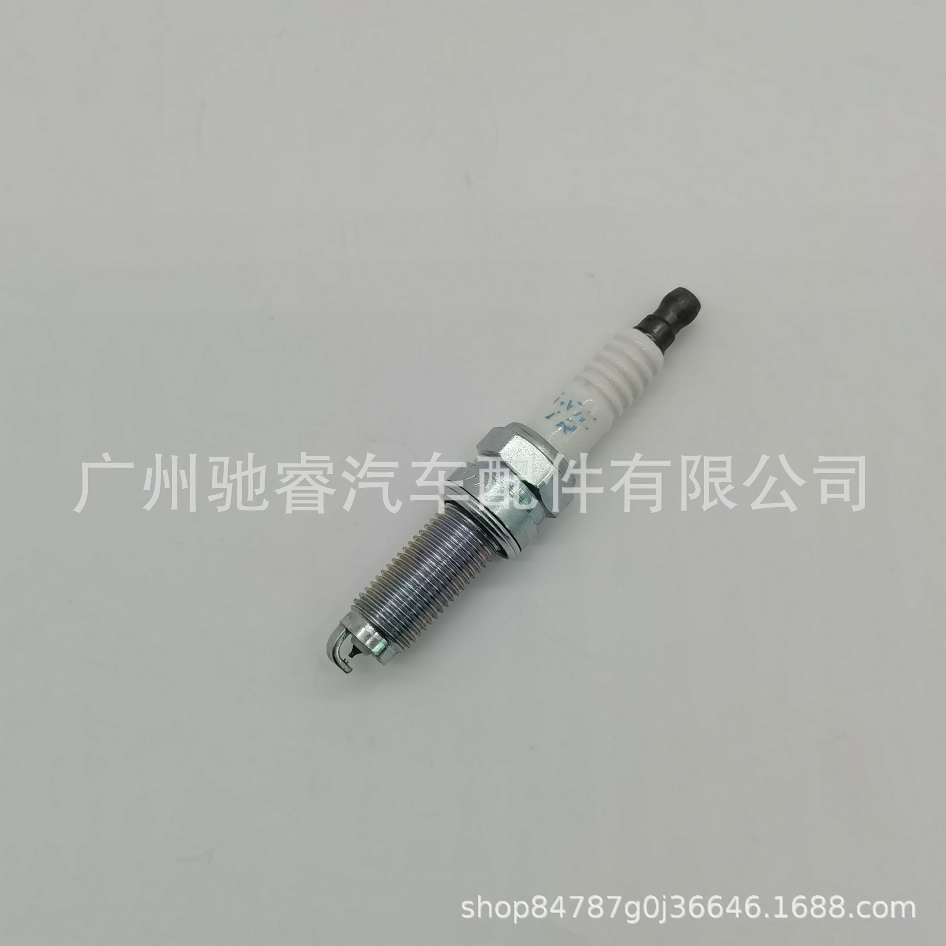 1822A088适用于三菱劲炫戈蓝翼神帕杰罗火咀铱金火花塞DILKR6D11G-阿里巴巴