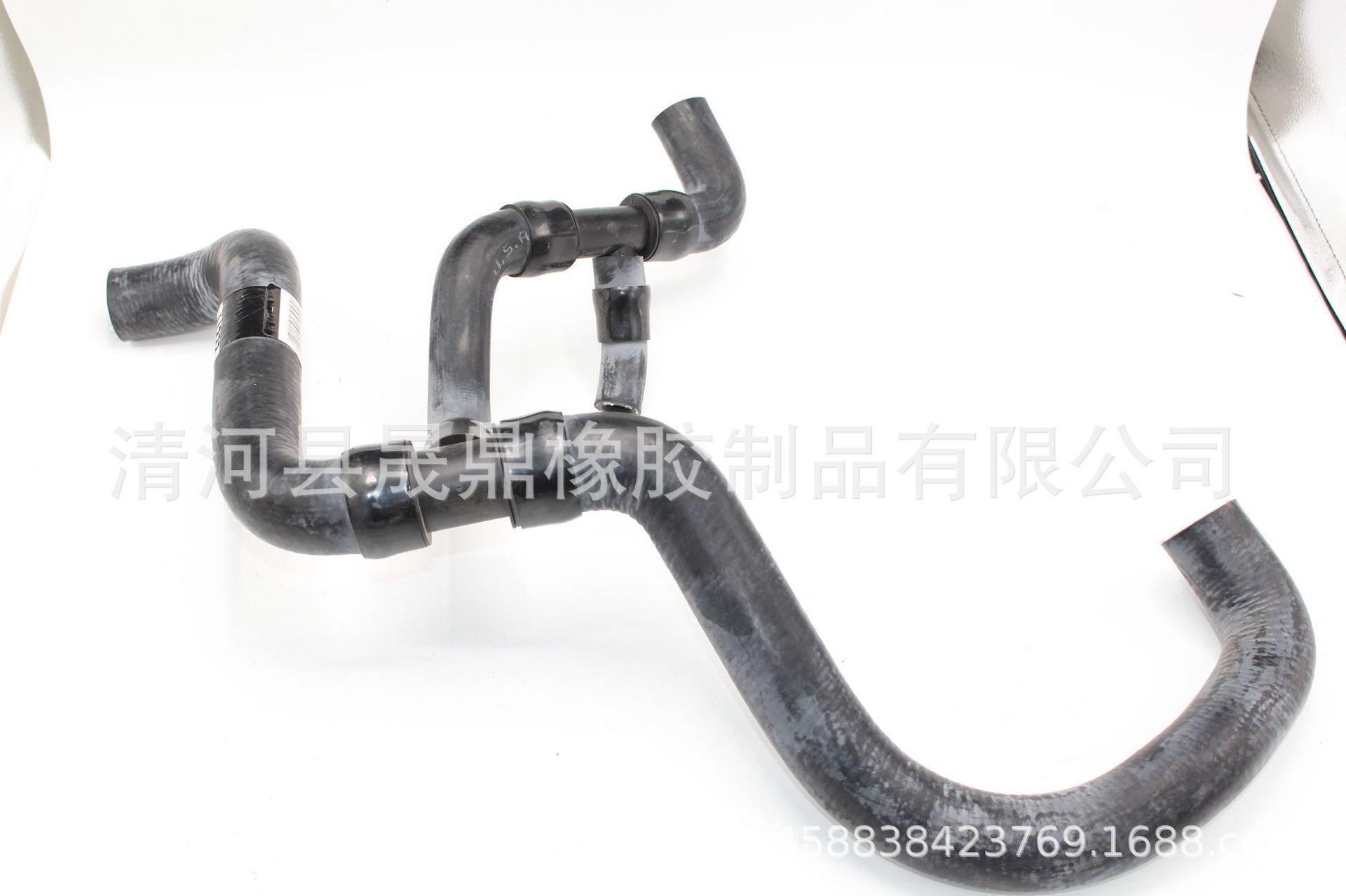 适用于 奥迪 大众高尔夫 冷却液管 8K0121081CA-阿里巴巴