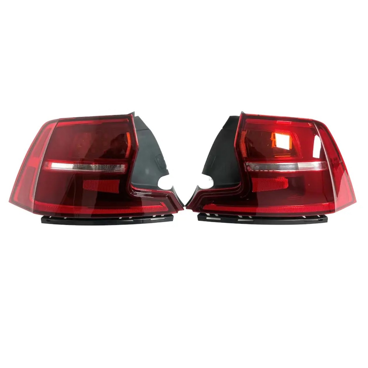 适用于沃尔沃全系列尾灯31656773 31698712 31446790 31446791-阿里巴巴