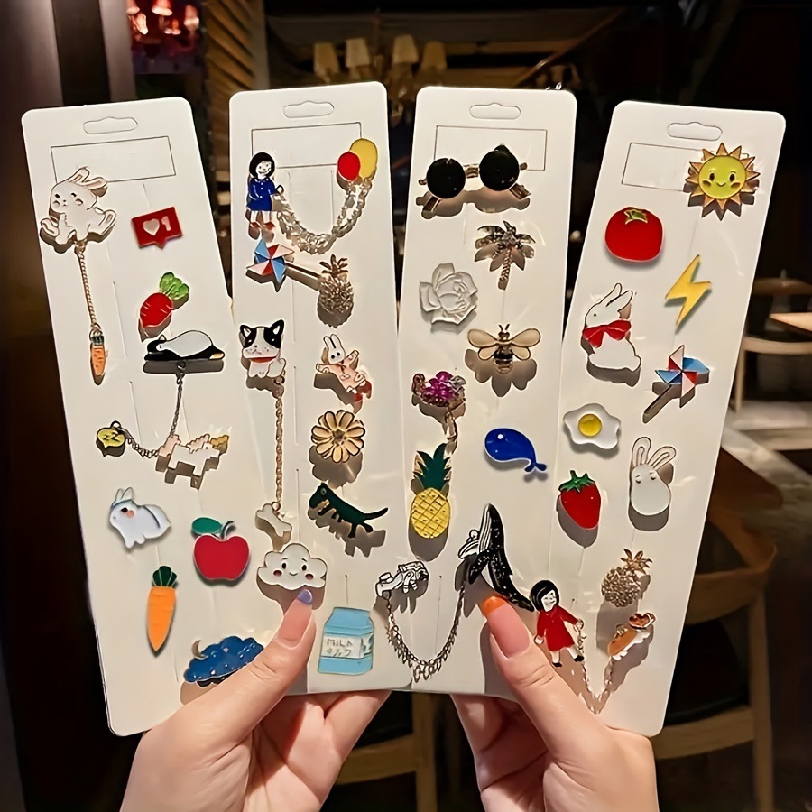 30PCS Random Alloy Cartoon Brooch Pin, Cute Minimalist-阿里巴巴