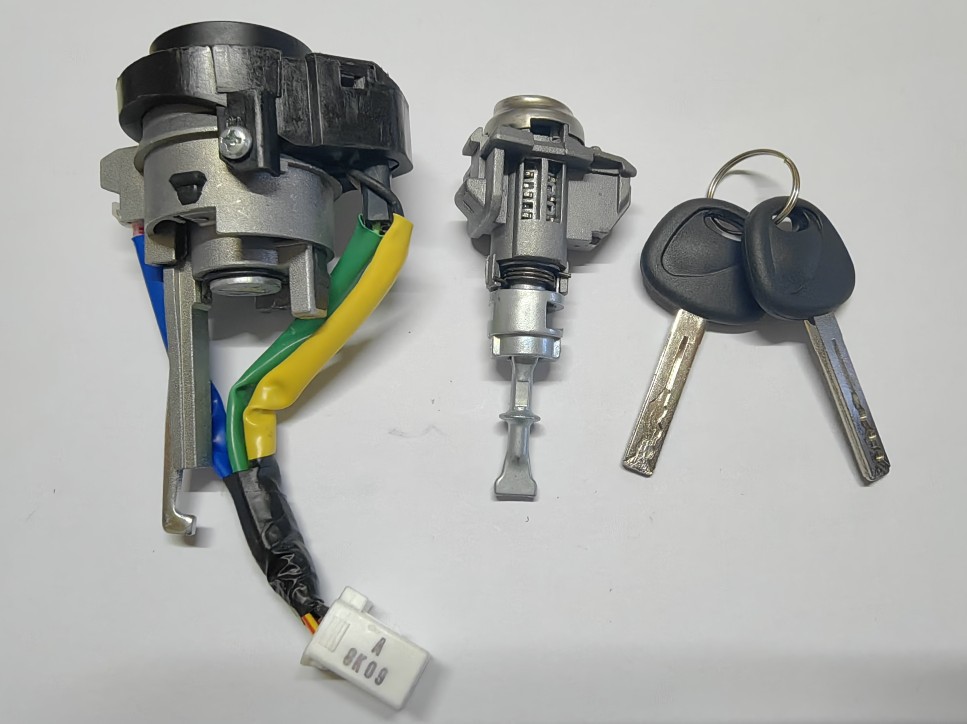 适用于现代汽车K5全车锁芯81905-2T040-阿里巴巴