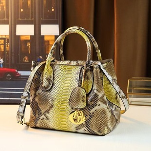 蛇皮女包时尚斜挎包2024新款大牌高级感奢侈品名牌蛇纹手提戴妃包-阿里巴巴