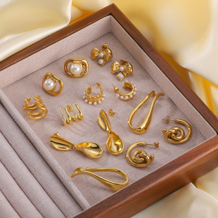 轻奢精致复古风耳环套装女生不锈钢耳钉首饰珍珠排钻法式耳坠礼物-阿里巴巴