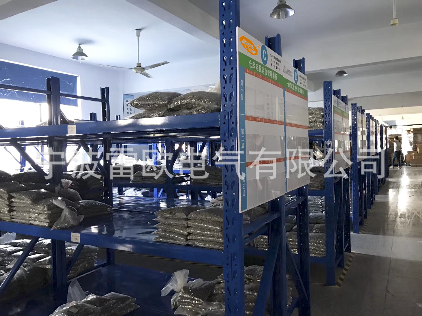 KF103-5.0 45度接线升降式接线端子5.0mm间距DG103 WJ103接线端子-阿里巴巴