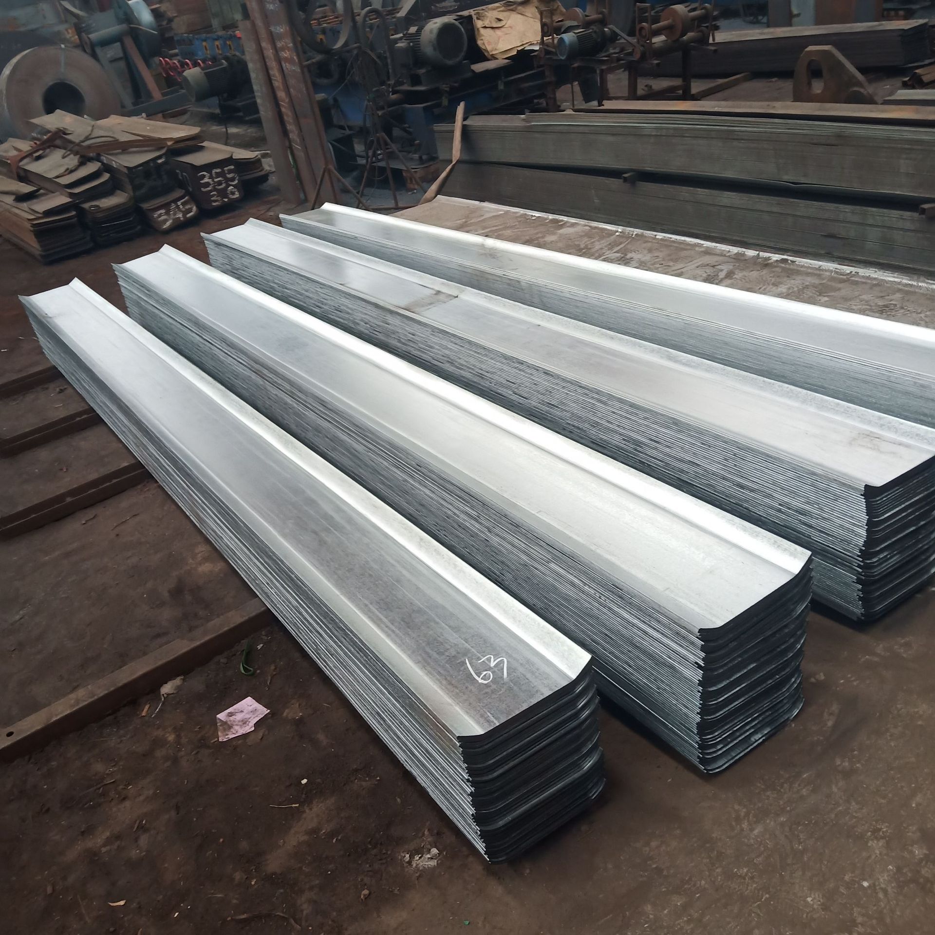 厂家生产Q235止水钢板300*3镀锌止水钢板不锈钢止水钢多样发货-阿里巴巴