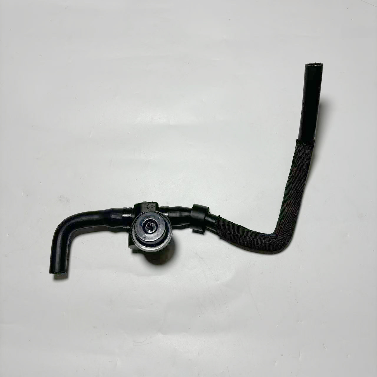 适用保时捷卡宴暖风开关带管子水阀冷却液控制阀加热器7P5122049B-阿里巴巴