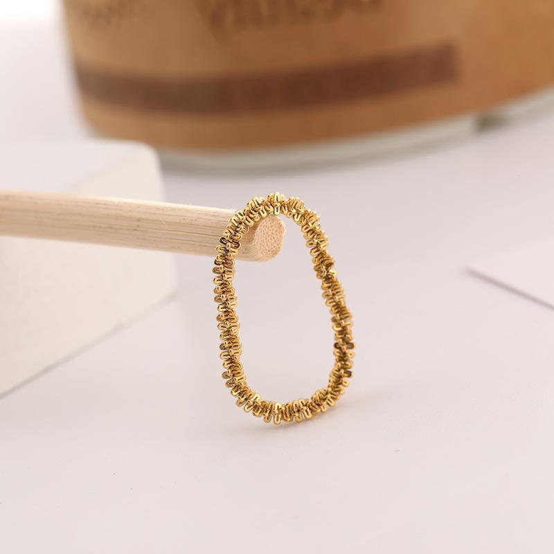 波光粼粼戒指钛钢女ins冷淡风电镀18K金首饰女生时尚批发首饰指环-阿里巴巴