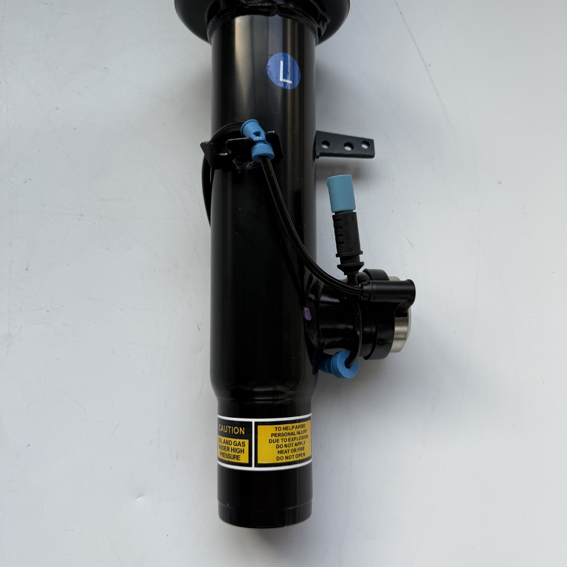 适用于宝马X5 X6F15前电机芯车型 减震器37116863174/37116863173-阿里巴巴