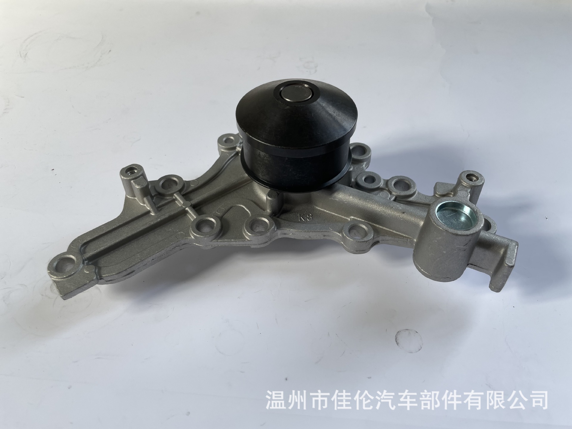 定制 汽车水泵GW6 劲界 6B31 6缸欧蓝德 1300A055工厂直供-阿里巴巴