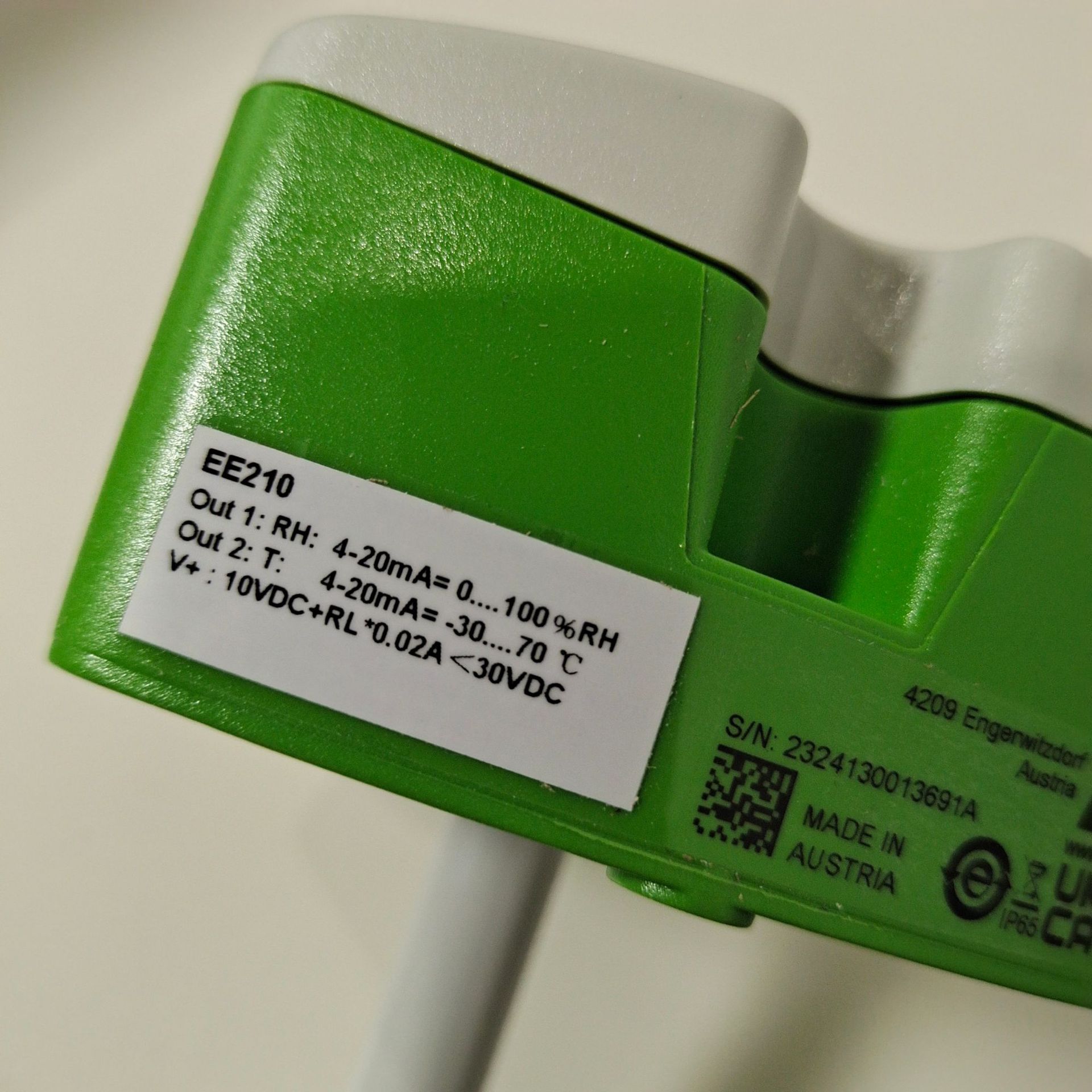 奥地利E+E温湿度变送器EE210系列温度 输出4-20MA风管壁挂可选-阿里巴巴