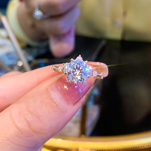 网红ins小巧1克拉仿莫桑石复古蕾丝开口戒指 镀pt950铂金活口钻戒-阿里巴巴