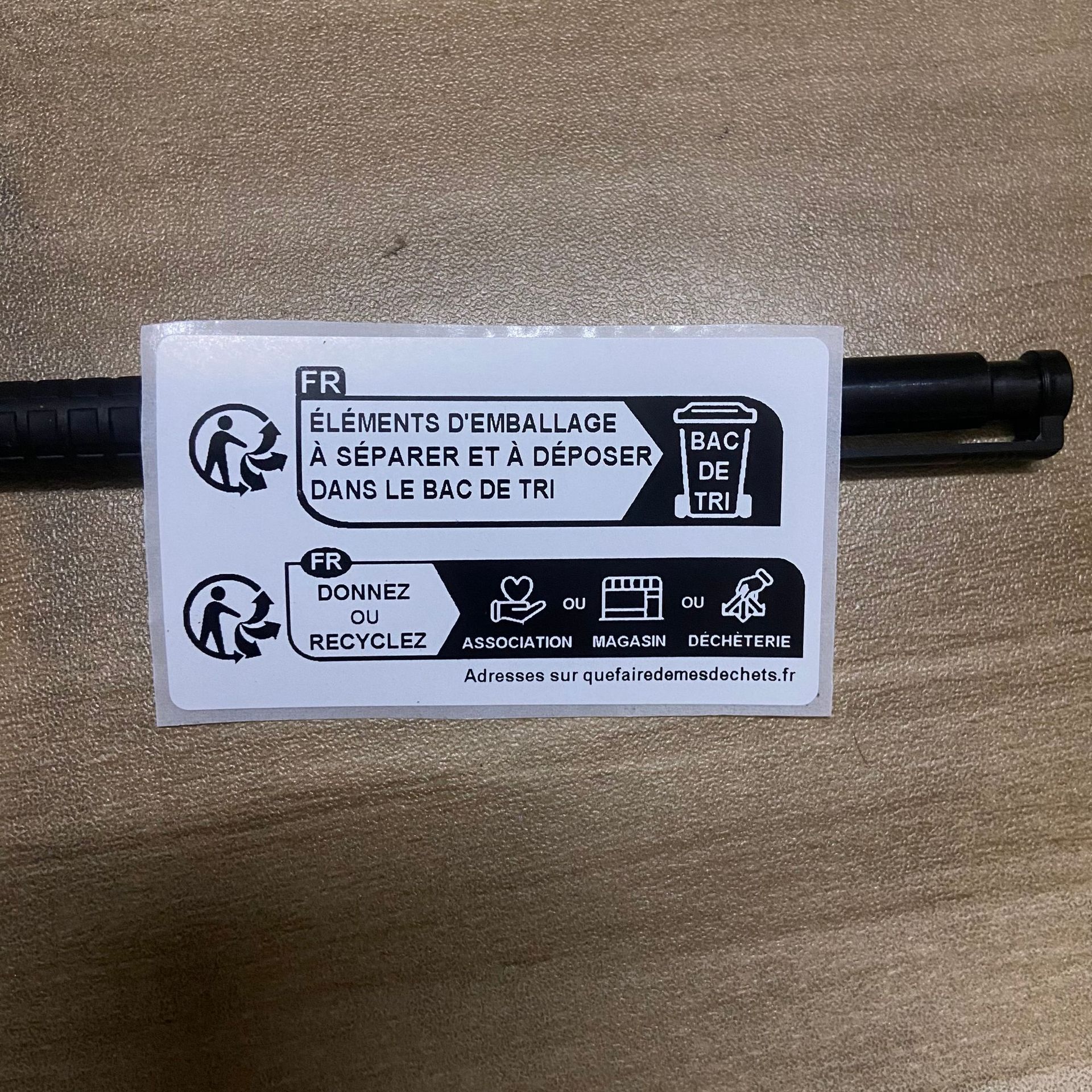 TEMU法国环保标签Triman包装标志玩具电器纺织品防窒息警示语-阿里巴巴