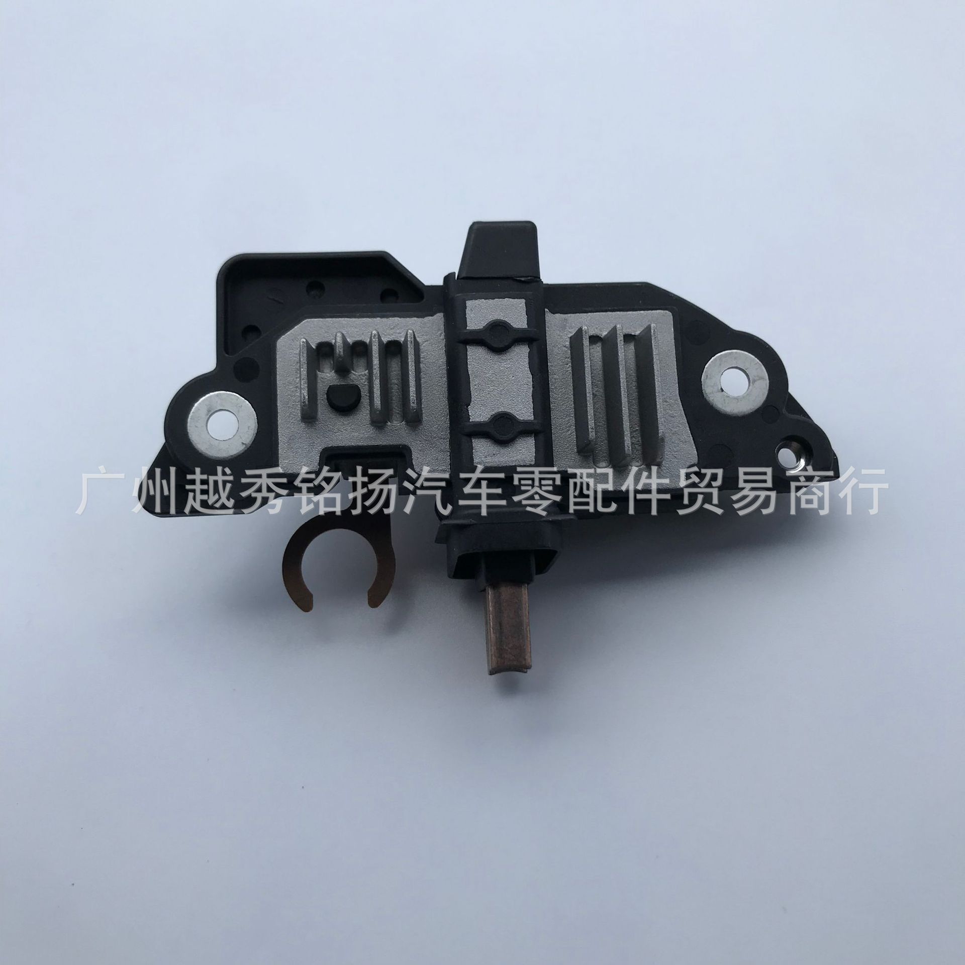 适用于宝马 奥迪A3 西雅图 F00M145247 145357 汽车发电机调节器-阿里巴巴