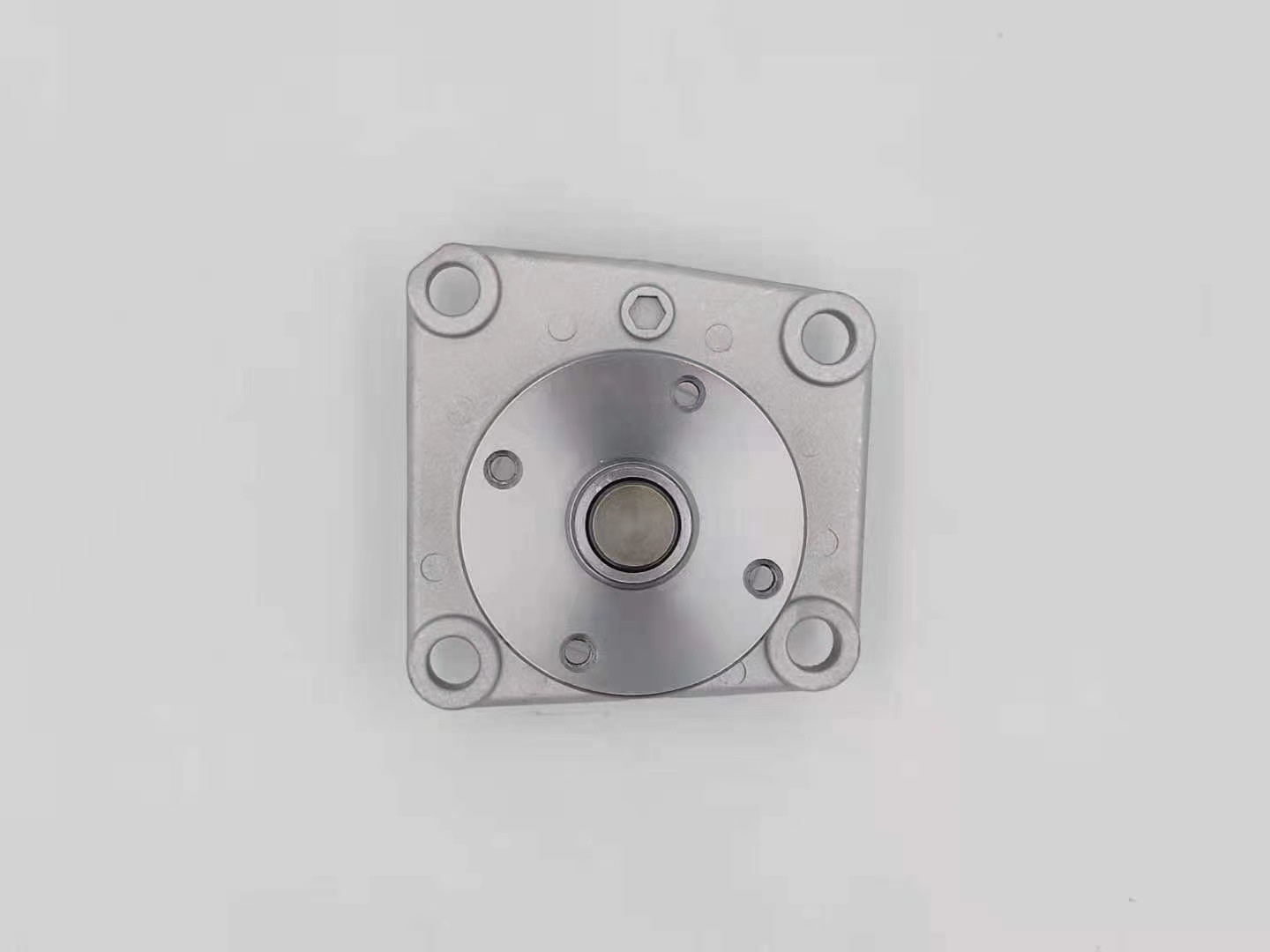 汽车水泵 V73风扇支架 MD364879 MD303501 2528539800-阿里巴巴