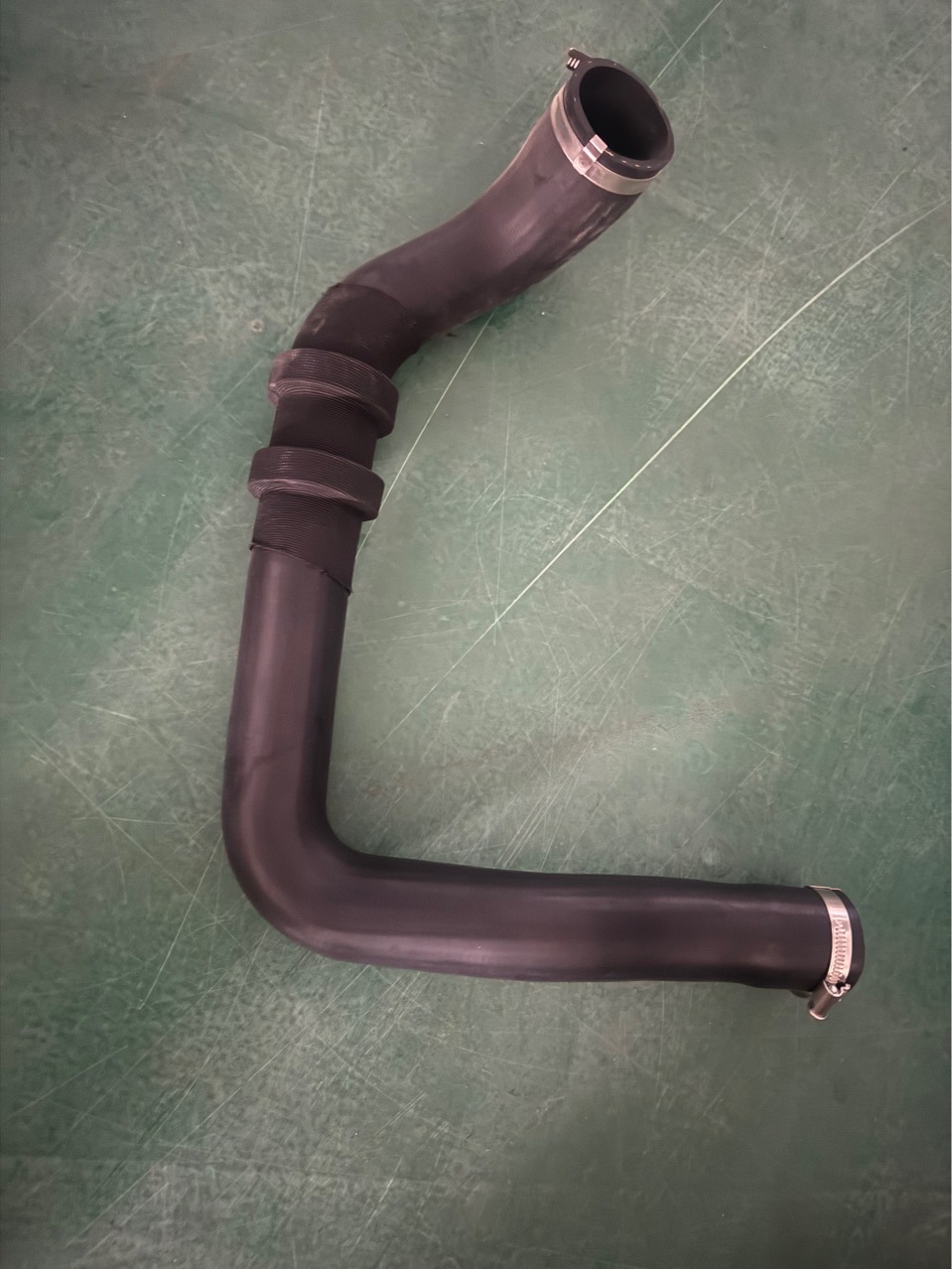 LR066436 LR024304 发动机涡轮增压水管软管适用于路虎-阿里巴巴