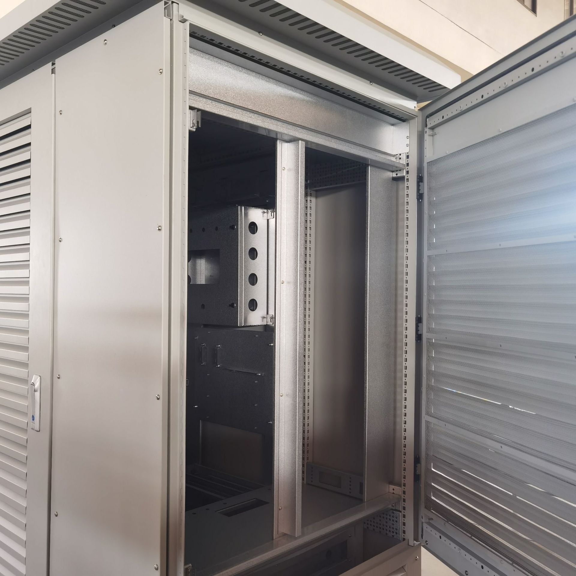 定制钣金加工机箱机柜催化燃烧备外壳激光切割折弯焊接烤漆冷轧板-阿里巴巴