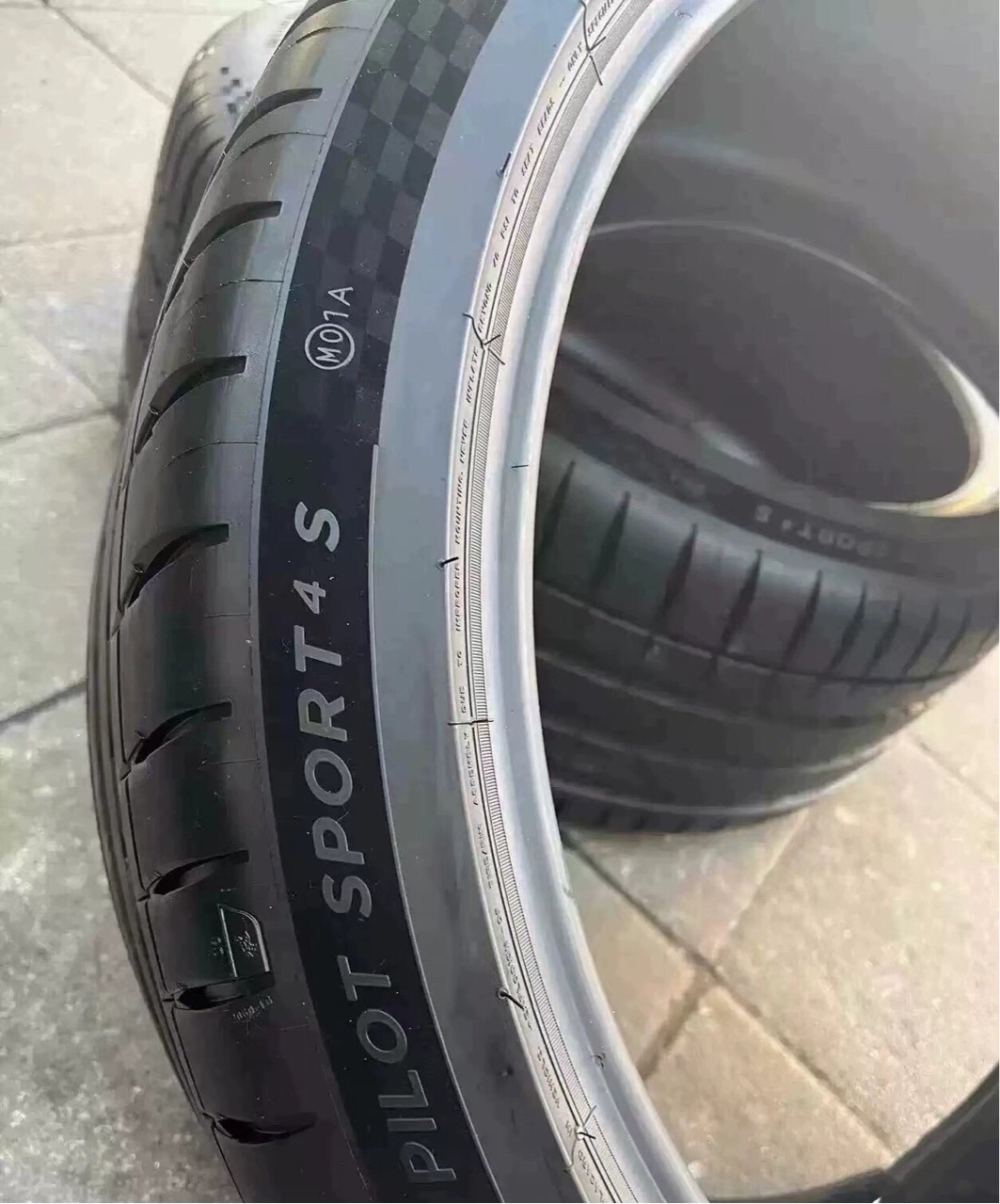 二手米其林轮胎PS4S 275 35 21 315 30 21 PS4S 保时捷 宝马-阿里巴巴