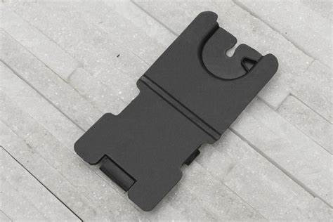 2136909102 适用于奔驰W213 E300 前叶子板内衬小盖板-阿里巴巴