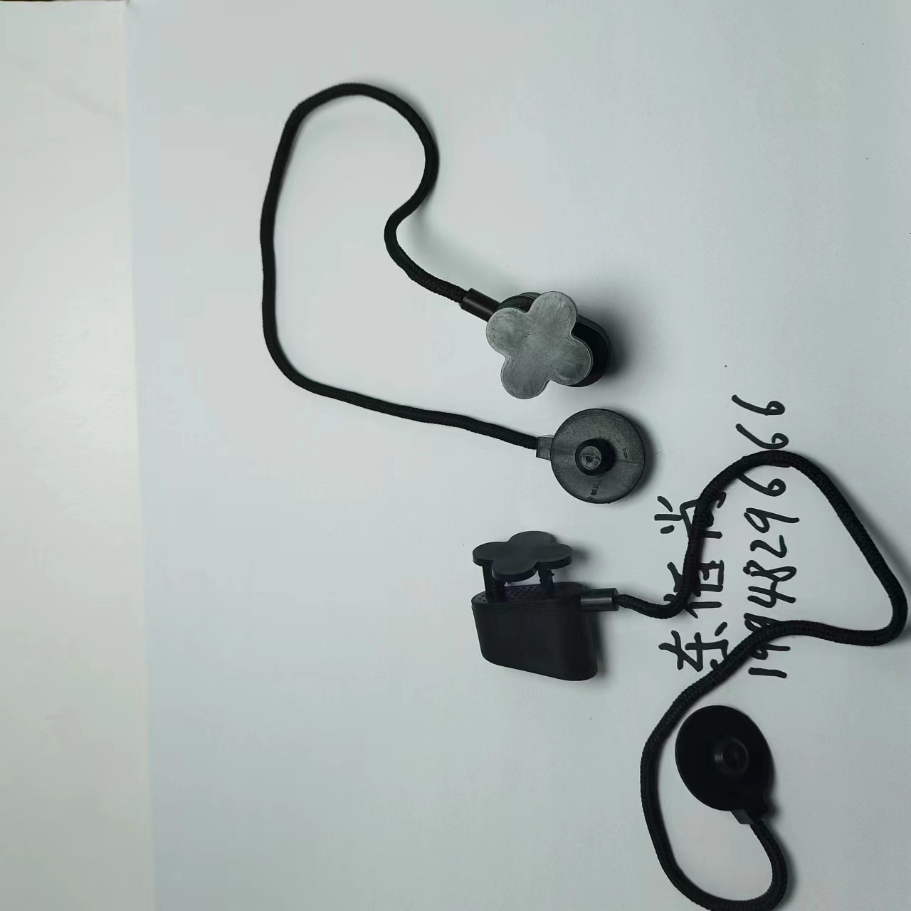 汽车包裹行李架挂绳扣 适用Ford Fiesta MK8 Petrol OE:2423830-阿里巴巴