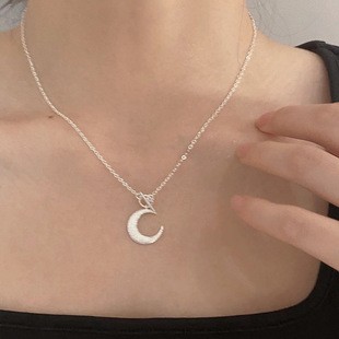 蒂奇S925纯银ins冷淡风闪砂月亮OT扣吊坠锁骨链轻奢感叠戴项链女-阿里巴巴