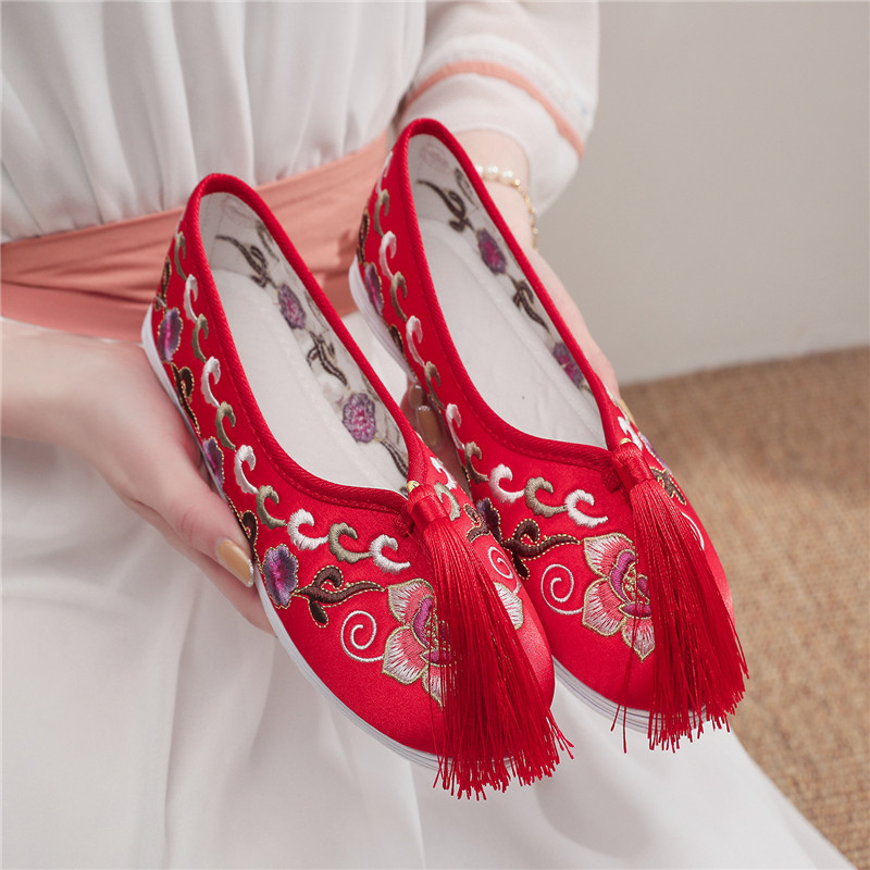 Chinese folk dance shoes hanfu qipao tang suit flat shoes embroidered ...