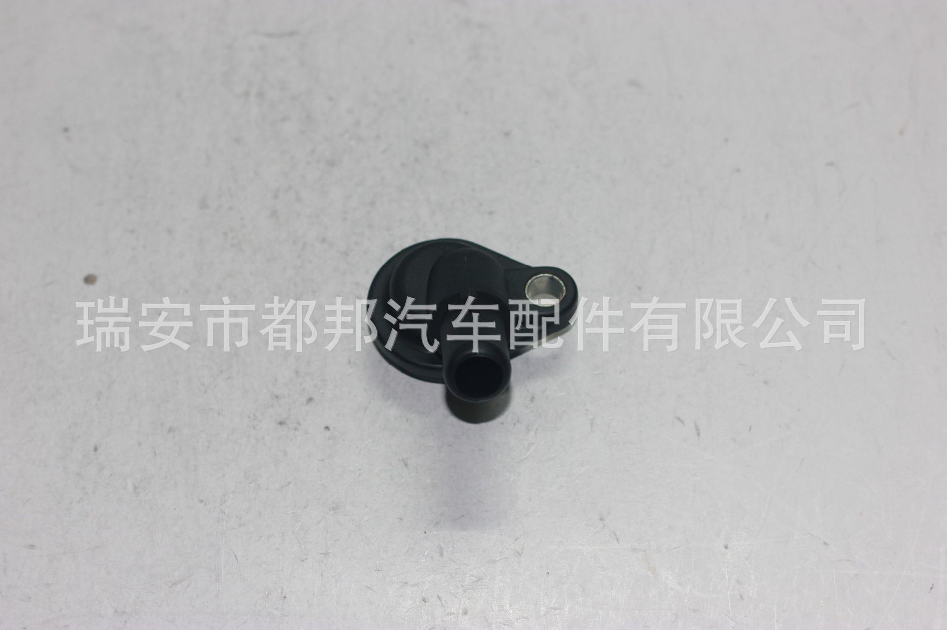 504377461 适用于菲亚特 阀门管道软管 2006 年起-阿里巴巴