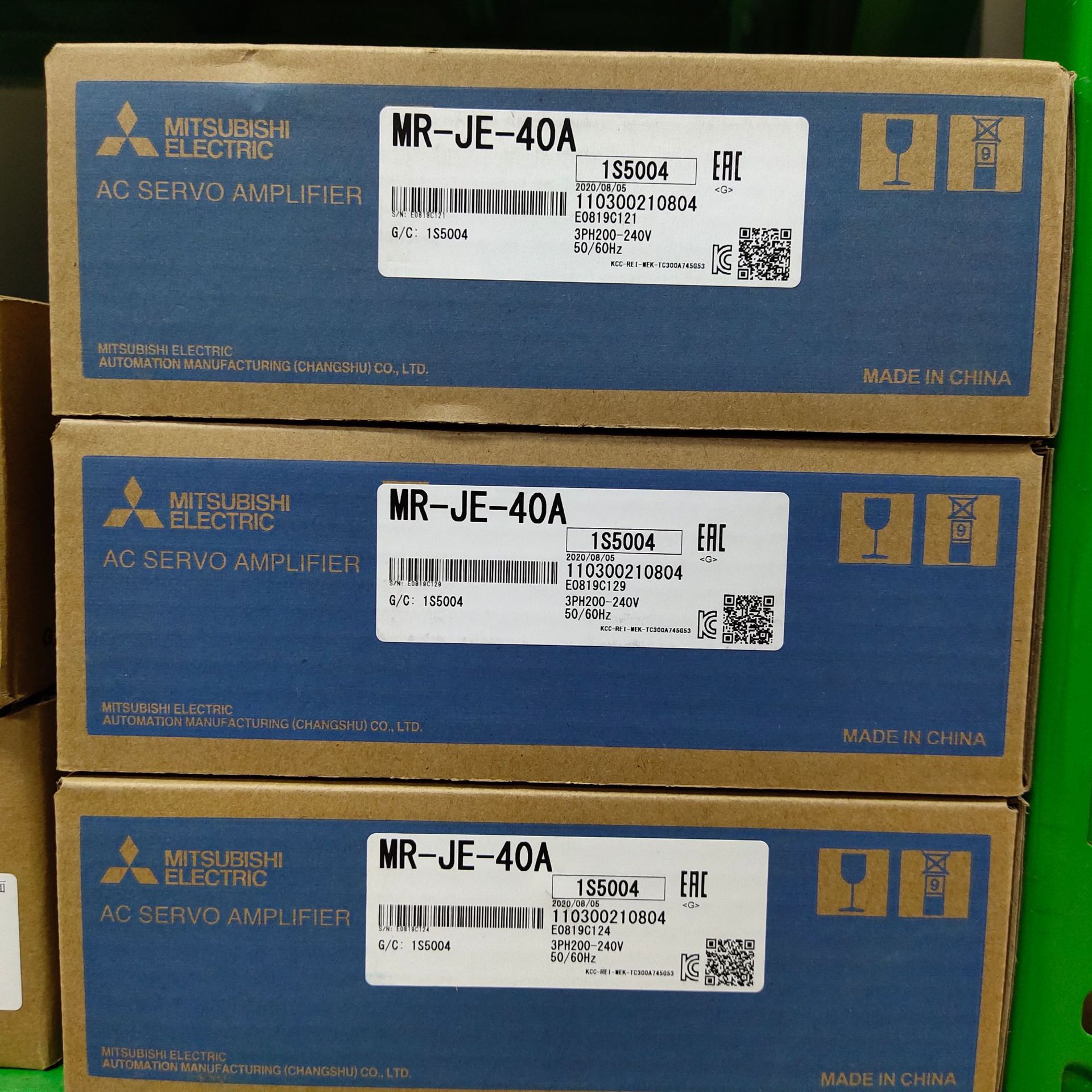 三菱空气断路器固定式AE630-SW 3P 630A FIX辅助触点AX-10-W 5B-阿里巴巴