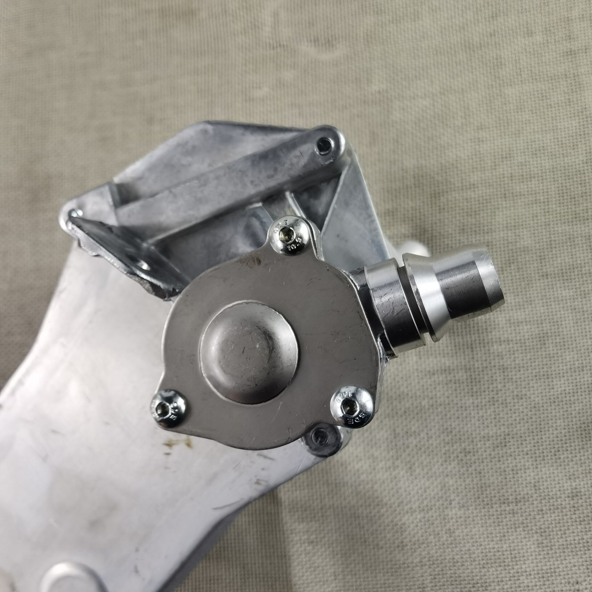 变速箱油冷却器17217529499， 17217551647-阿里巴巴