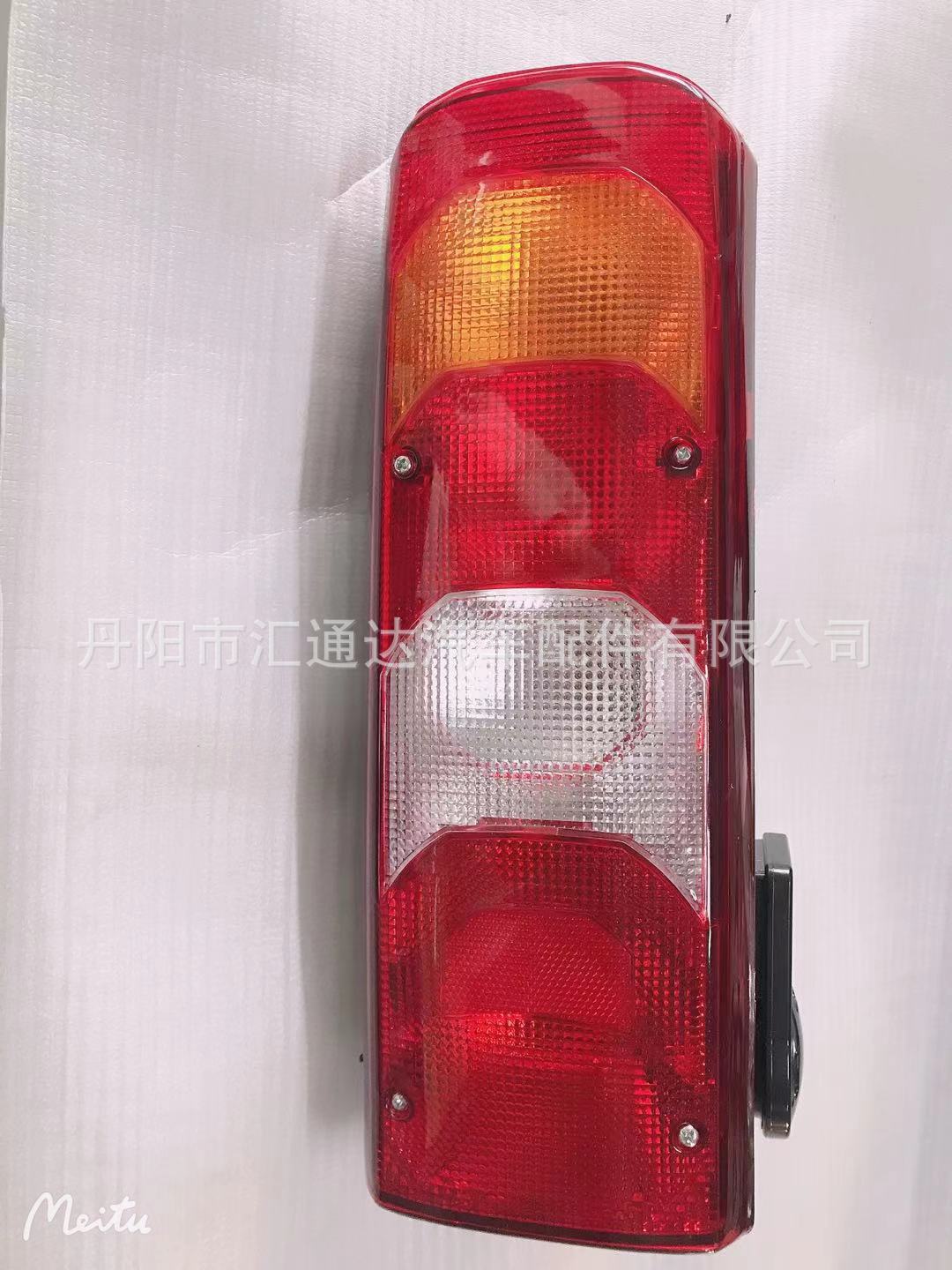 适用奔驰自卸车边灯配件新款MP4卡车尾灯 0035441003、0035441803-阿里巴巴