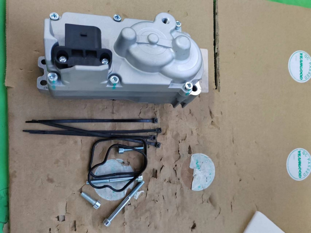 5494878RX, 5494878, 68445522AA, 68481772AA, 587604-阿里巴巴