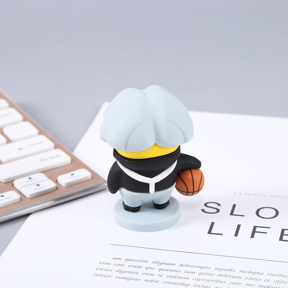 卡通ikun鸡你太美公仔爱坤钥匙扣书包挂件情侣网红小礼品批发手办-阿里巴巴