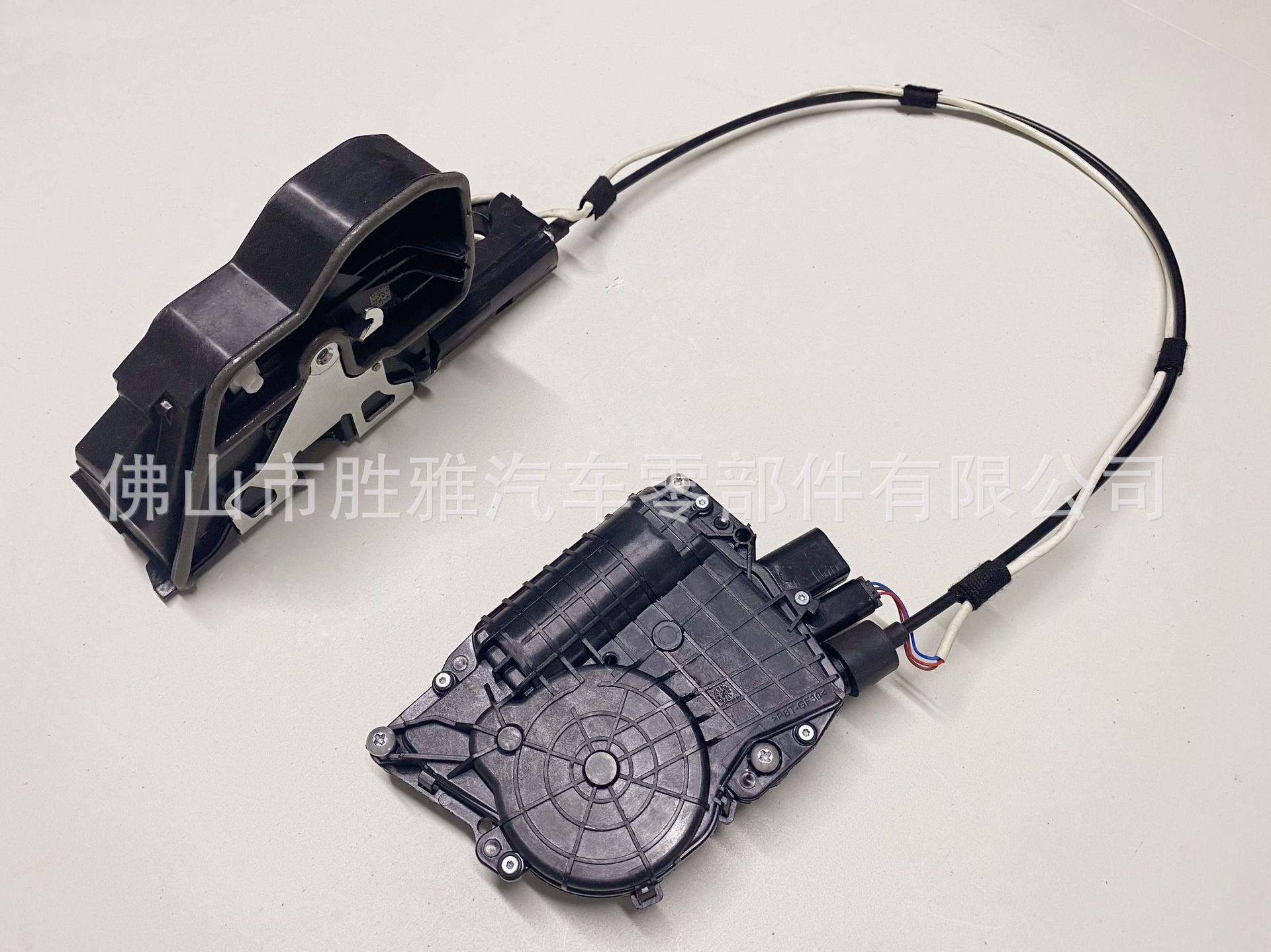 适用宝马F07 GT 汽车配件 左前闭锁器门锁执行器 前左51217148475-阿里巴巴