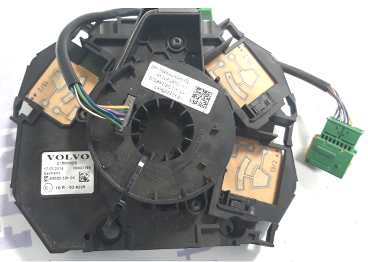 适用沃尔沃组合开关固定架 23796624 22943669 22608061 21601029-阿里巴巴