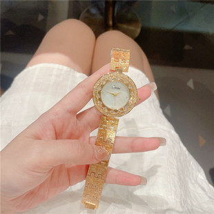 Cacaxi 新款厂家直销金色手表时尚圆形石英表轻奢中古女表 A132-阿里巴巴
