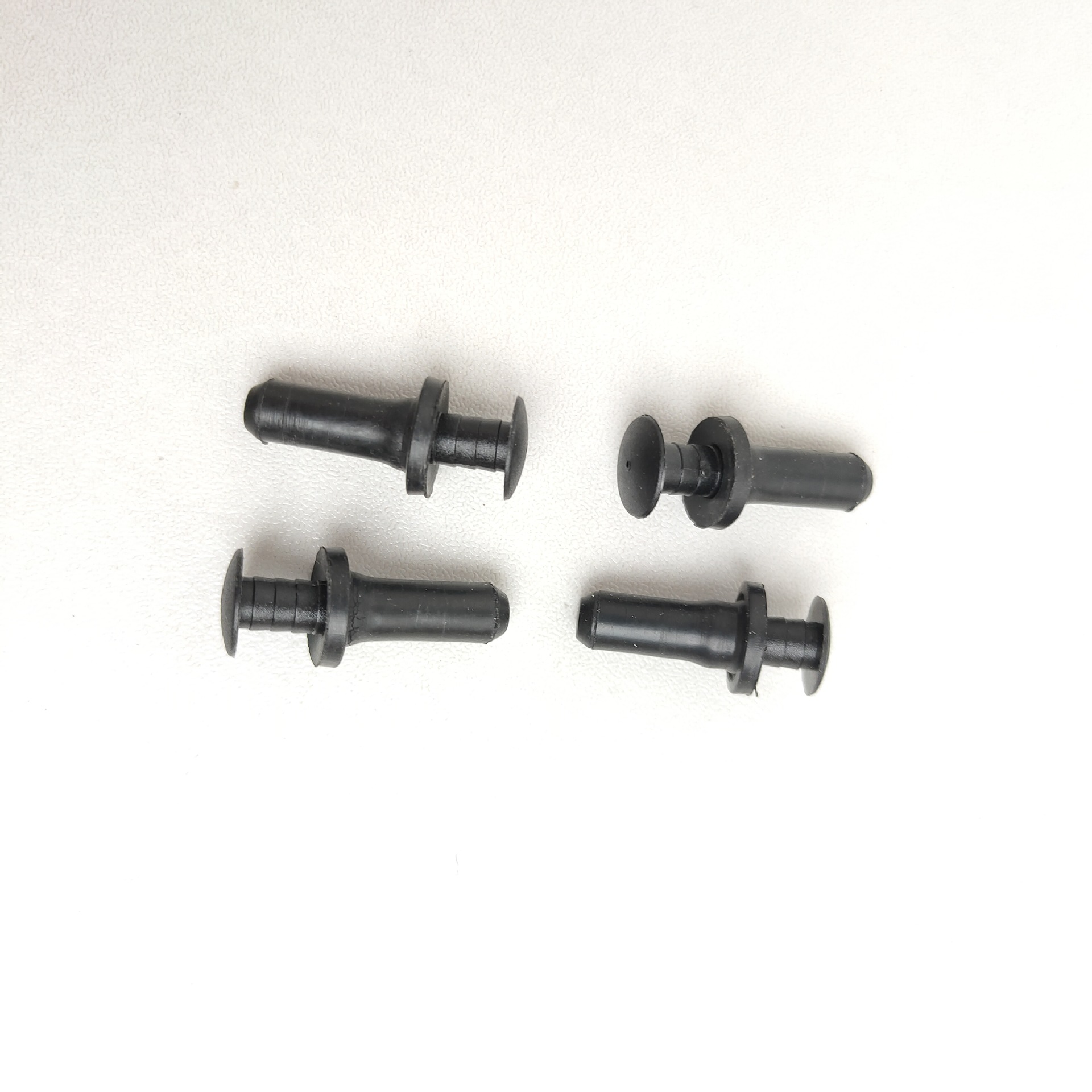 固定夹铆钉 多用途铆钉 适用于奔驰W207W211E63 A0009915940 黑色-阿里巴巴