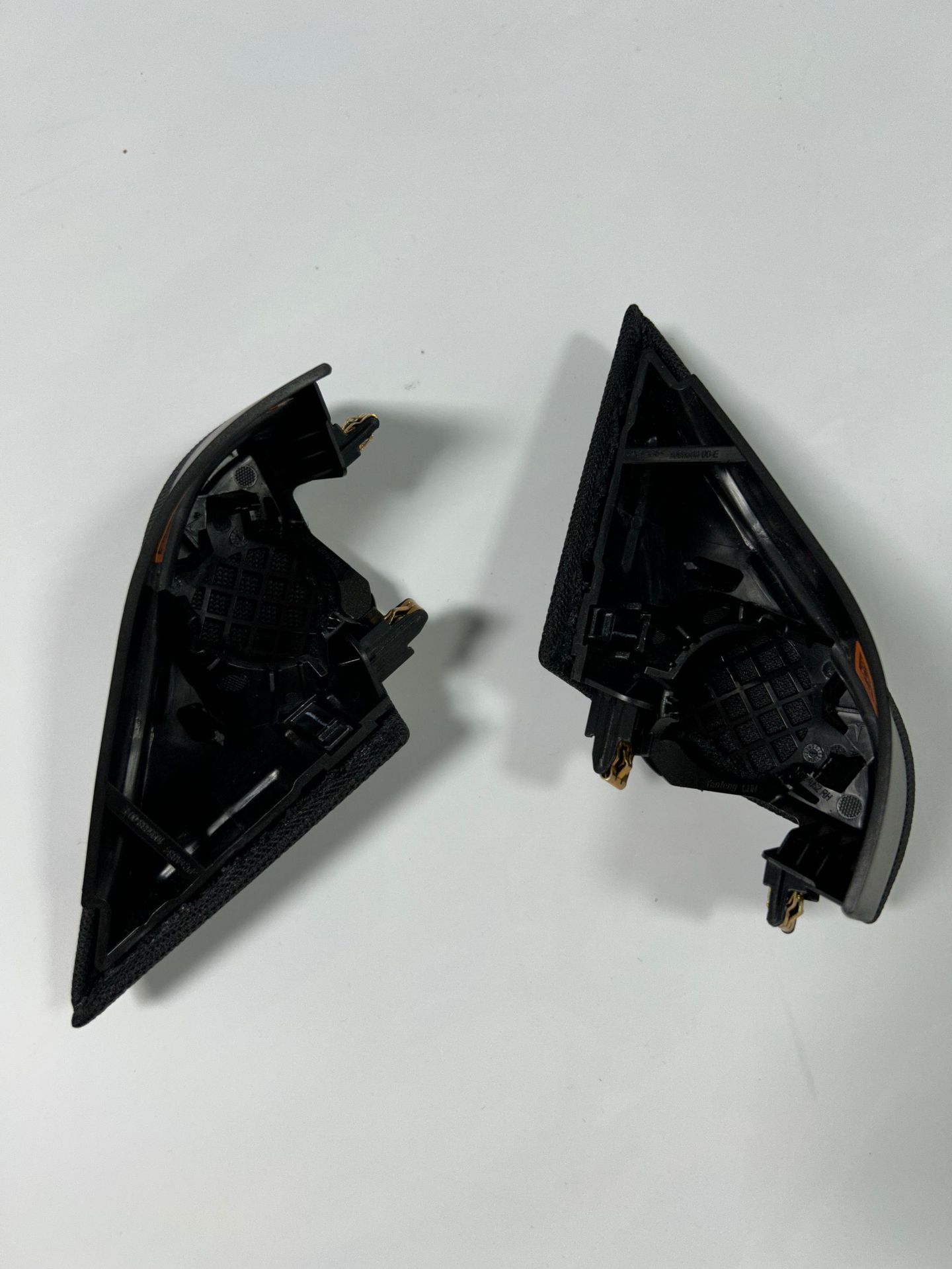 适用于特斯拉配件model3室内音响喇叭罩1095657-00-F 1095686-00-阿里巴巴